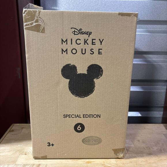 Disney | Toys | Disney Year Of The Mouse Collector Plush June Pride ...